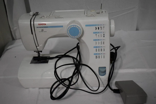 TOYOTA SEWING MACHINE Model SE06 RS2000 Series LOT L £41.00 - PicClick UK