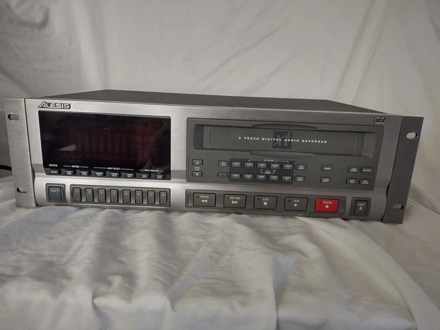 ALESIS ADAT XT Digital 8-Track Audio Tape Deck Player Recorder Untested ...