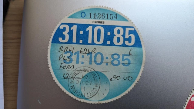RARE COLLECTABLE OLD tax disc from OCT 1985 ...