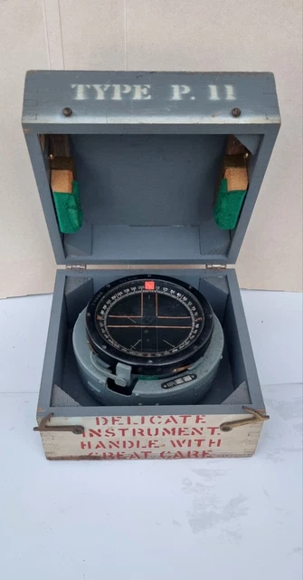 VINTAGE WW2 RAF Aircraft Compass Type P 11 - Lancaster/Spitfire - 6B ...