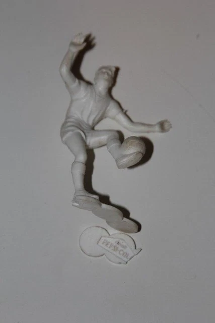 PEPSI COLA OLYMPIC Games Soccer Player in white plastic damaged EUR 3 ...
