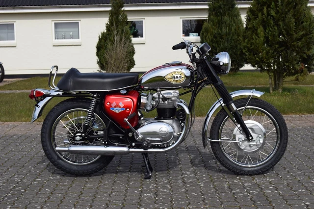 BSA A65 LIGHTNING 650 1969, US model. Fully restored in our workshop. £ ...