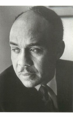 RALPH ELLISON AFRICAN-AMERICAN Author in the 1960s Modern Postcard £4. ...
