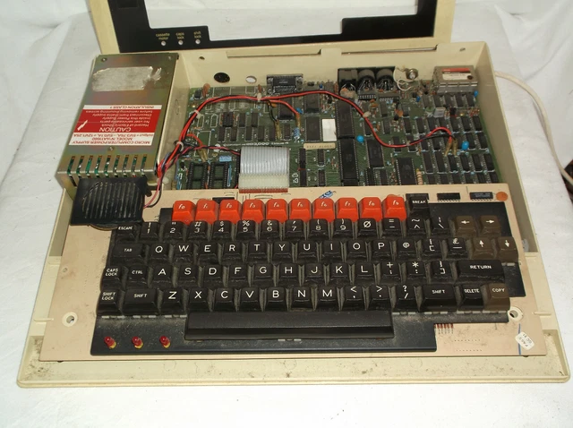 BBC MODEL B - Issue 4 - Continuous Beep - Spares or Repair £87.91 ...