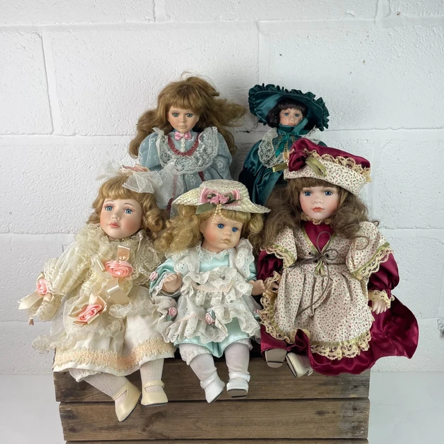 BUNDLE OF X5 Vintage Collectable Porcelain Dolls inc. Leonardo ...