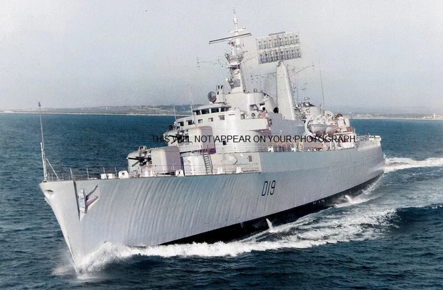 THE COUNTY-CLASS DESTROYER 'HMS London' Malta 1966 OLD PHOTO £3.24 ...