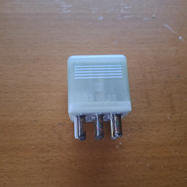 MERCEDES W124 W126 W201 Relais ORIGINAL 0015427819 EUR 9,50 - PicClick DE