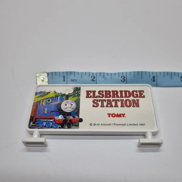 TOMY TRACKMASTER ELSBRIDGE Station Sign Britt Allcroft Thomas Limited ...