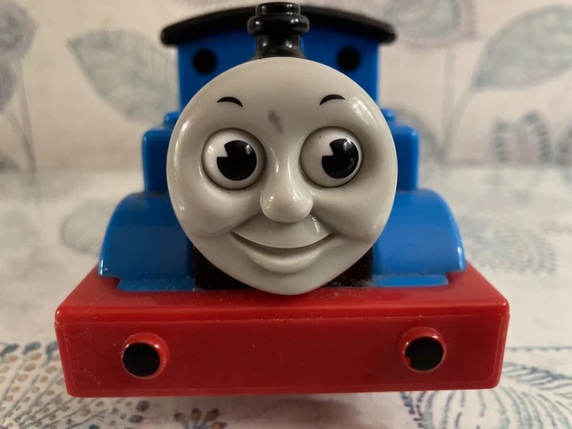 GOLDEN BEAR MY First Thomas The Tank Engine Talking & Moving Eyes ...