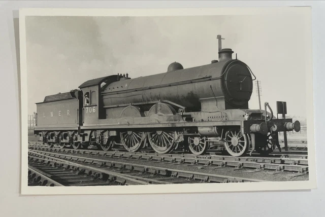 LNER RAILWAY LOCOMOTIVE Photograph - 706 Scarborough - F806 £2.99 ...