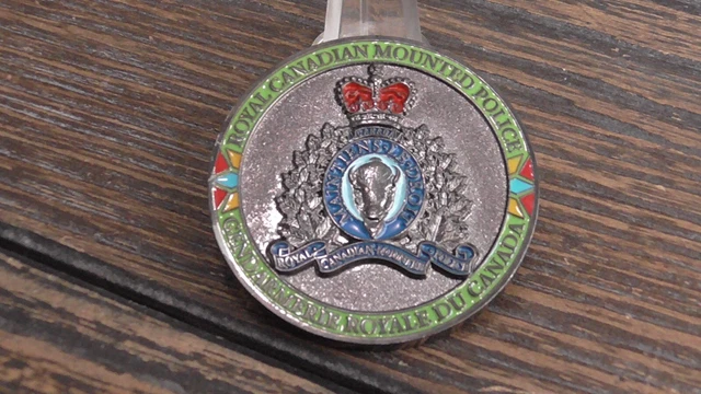 ROYAL CANADIAN MOUNTED Police Waterhen Lake First Nations Challenge ...