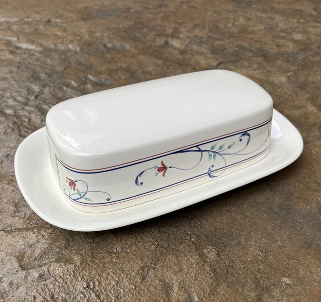 VINTAGE MIKASA BUTTER Dish with Lid Intaglio Annette CAC20 Ceramic ...