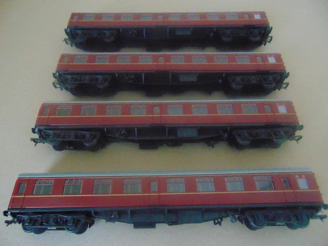 MODEL RAILWAY ~ Rake of 4 Maroon Corridor Coaches ~ OO Gauge REF5736 £ ...