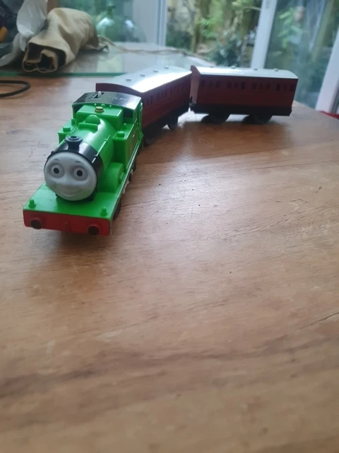 TOMY THOMAS FRIENDS Trackmaster Motorised Oliver 11 GWR Green Train ...