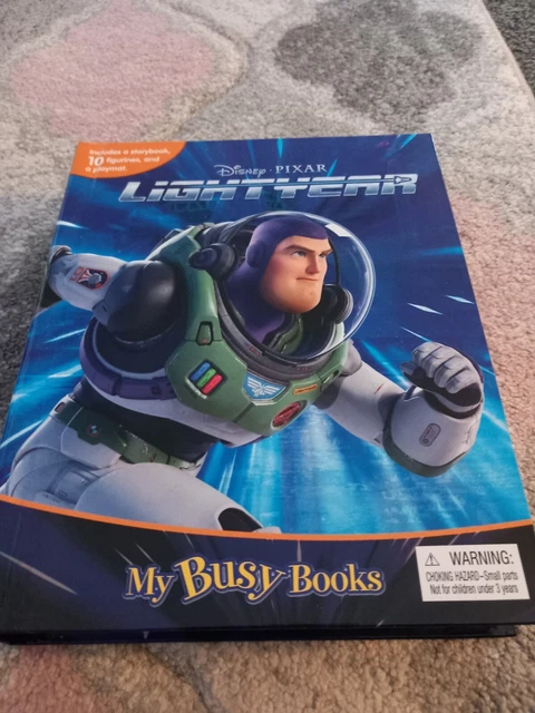 DISNEY PIXAR LIGHTYEAR Buzz Lightyear My Busy Book with Playmat & 10 ...