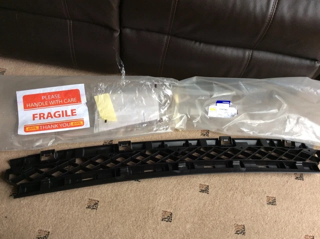 VOLVO XC60 MK2 Rear Bumper Impact Absorber Load Carrier 31407983 NEW ...