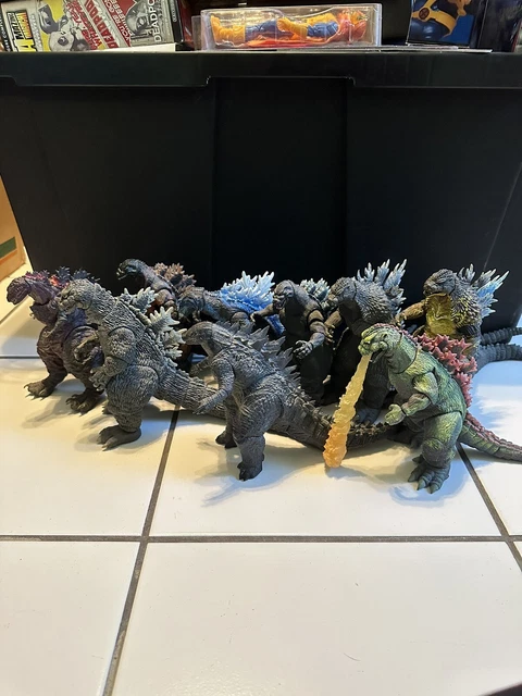 NECA GODZILLA/FIRE GOZILLA/SHIN Godzilla/Anniversary Godilla lot EUR ...