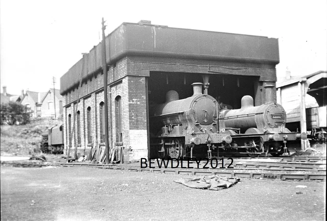 NEGATIVE 6X9 LMS 58181 AND A G2 ON WARWICH 2E SHED MPD IN LATE 1950s £3 ...