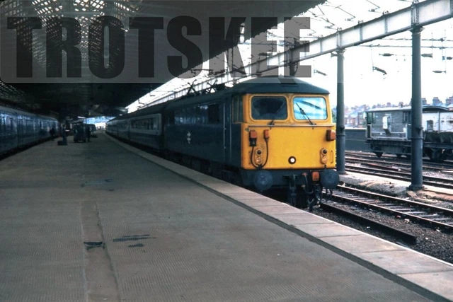 35MM SLIDE BR British Railways Electric Loco Class 87 87015 Rugby 1977 ...