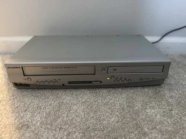 SYLVANIA MODEL SRD4900 VHS Video Recorder & DVD/CD Player VHS No Remote ...