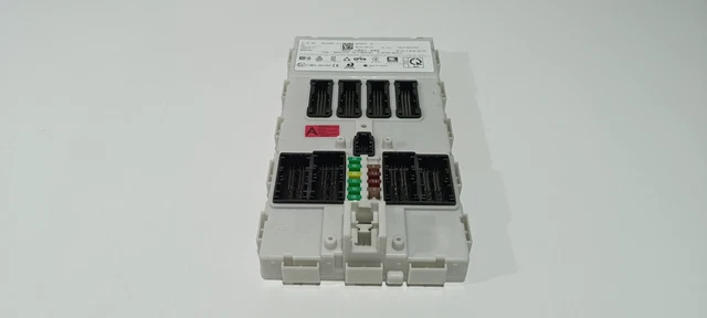 61355A91FD5 RELAIS SICHERUNGSKASTEN Multifunktionsrelais / 61355A402E6 ...