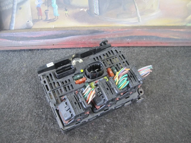 PEUGEOT CITROEN ENGINE Bay Fuse Box 9661682780 BSM-L04-00 £88.00 ...