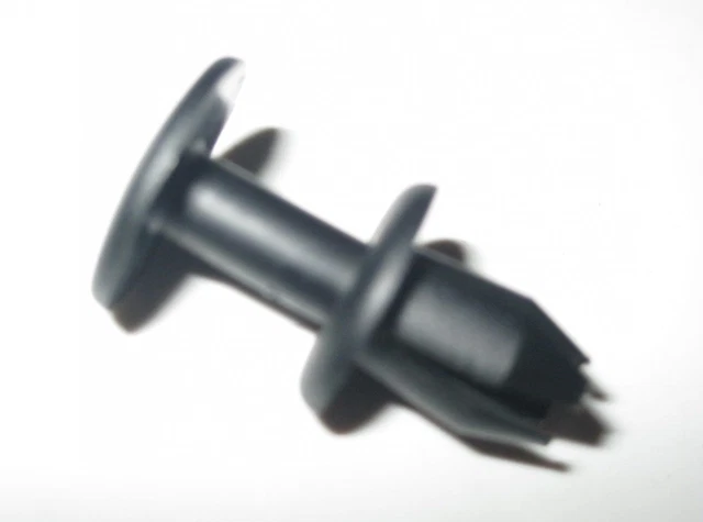 BMW FAHRGESTELL RAND Kunststoff Erweiterung Nieten Stecker Clip ...