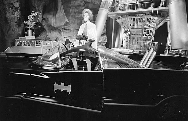 JILL ST JOHN on Batman Hi Diddle Riddle Smack In The Middle 1966 Old TV ...