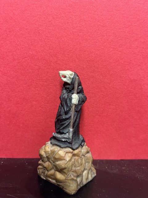 TERRY PRATCHETTS DISCWORLD Death Of Rats Collectors Figurine DW33 ...