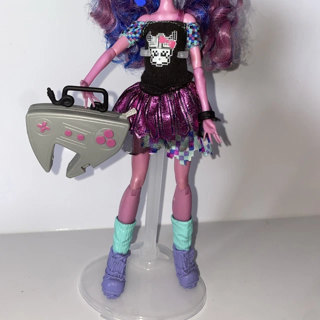 MONSTER HIGH BRAND-BOO Students Kjersti Trollson complete $90.00 ...