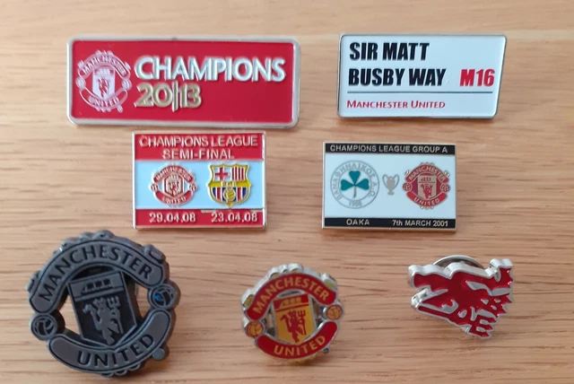 MANCHESTER UNITED FC Job Lot Of Badges Matt Busby £9.99 - PicClick UK