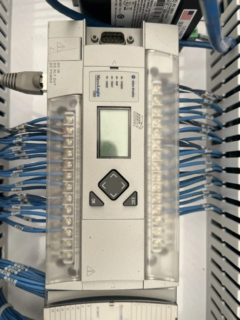 ALLEN-BRADLEY MICROLOGIX 1400 Programmable Logic Controller $260.00 ...