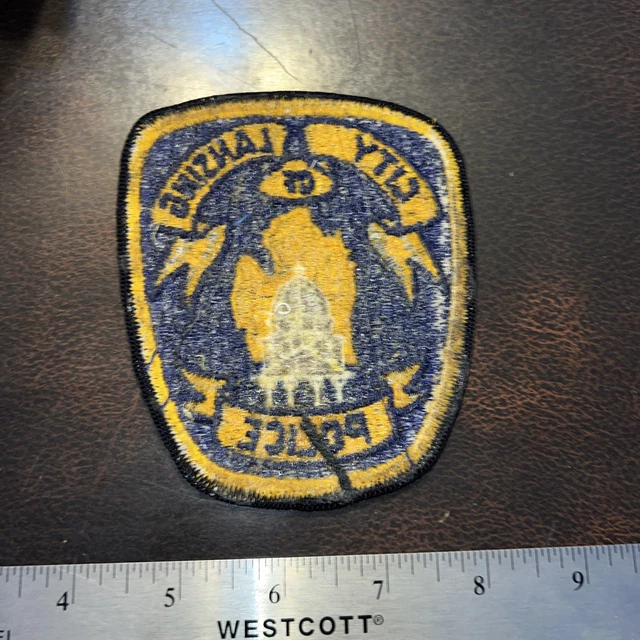 VINTAGE OBSOLETE LANSING Michigan Police Department Patch $14.10 ...