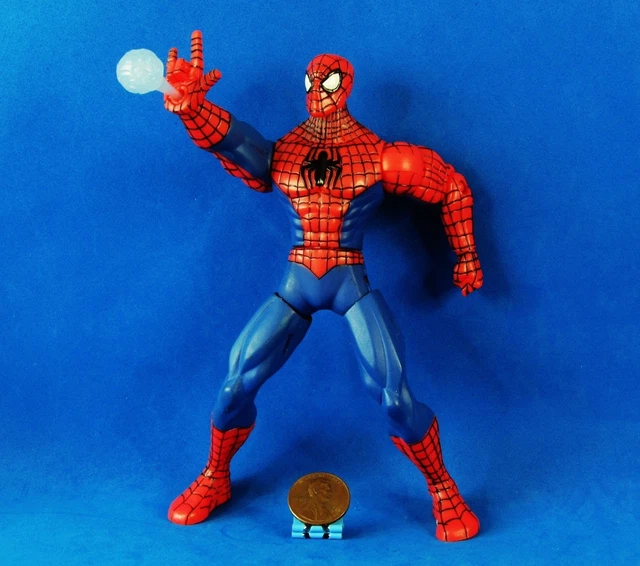 HASBRO MARVEL AMAZING SPIDER-MAN SHOOTING Figura DIORAMA POSABILE Modello K277 EUR 10,97 ...