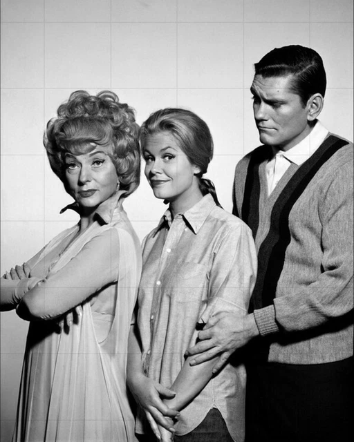 AGNES MOOREHEAD - ELIZABETH MONTGOMERY - Photo 10" x 8" n/avec ...