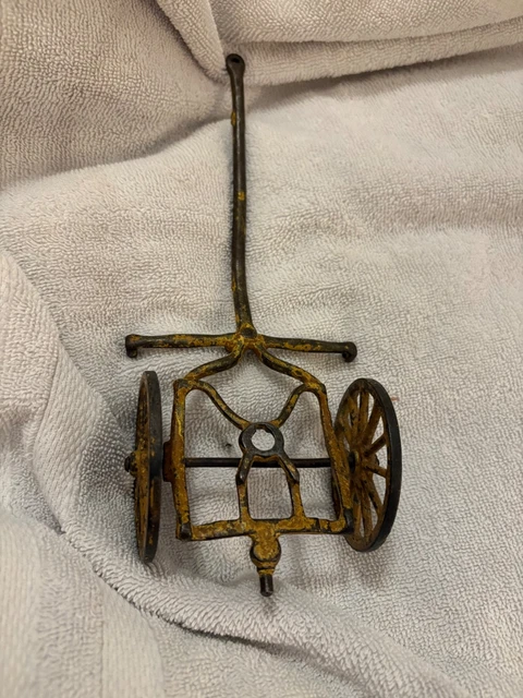 HUBLEY/ARCADE HORSE DRAWN CAST IRON FRONT HITCH PART WITH WHEELS $124. ...