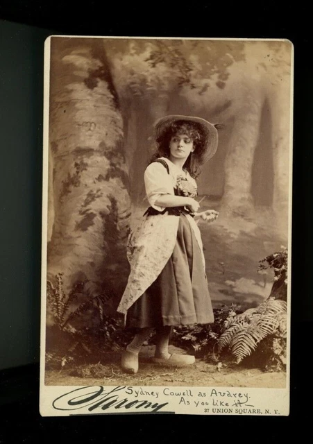 VINTAGE ARMOIRE CARTE Actrice Sydney Cowell As Audrey comme Vous C ...