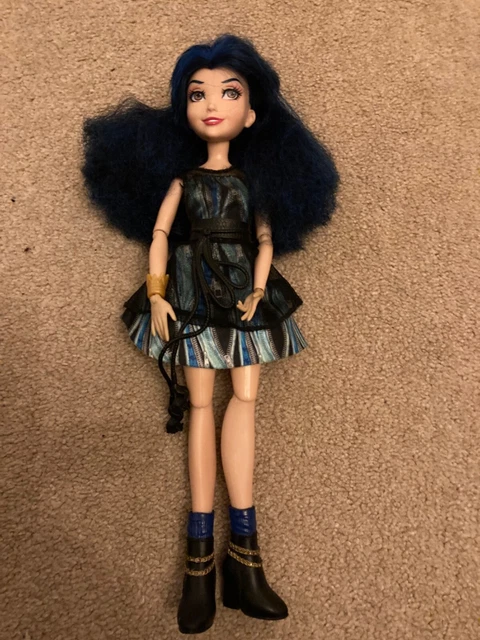 RARE DISNEY DESCENDANTS Doll Evie First Day Of School Isle Of The Lost ...