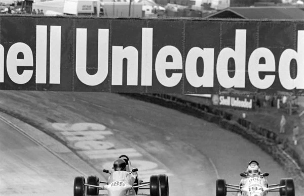 FRANK BRADLEY, TREDAIRE, Swift 89 Quicksilver Formula Ford 1989 Old ...