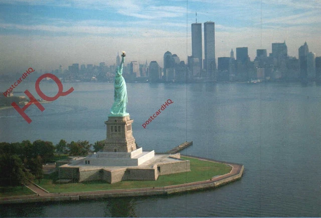 PICTURE POSTCARD>>NEW YORK City, Statue Of Liberty £3.19 - PicClick UK