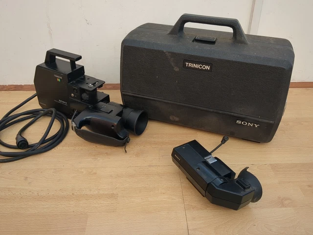 VINTAGE SONY TRINICON HVC-2000P Video Camera with Viewfinder and in ...