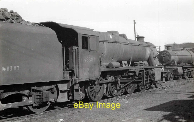 PHOTO RAILWAY EX LMS 8F 2-8-0 No 48387 unknown shed c1960's £2.50 ...