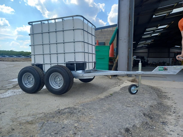 BOWSER TRAILER 1000L sheep water transport ride on mower quadbike 4x4 ...