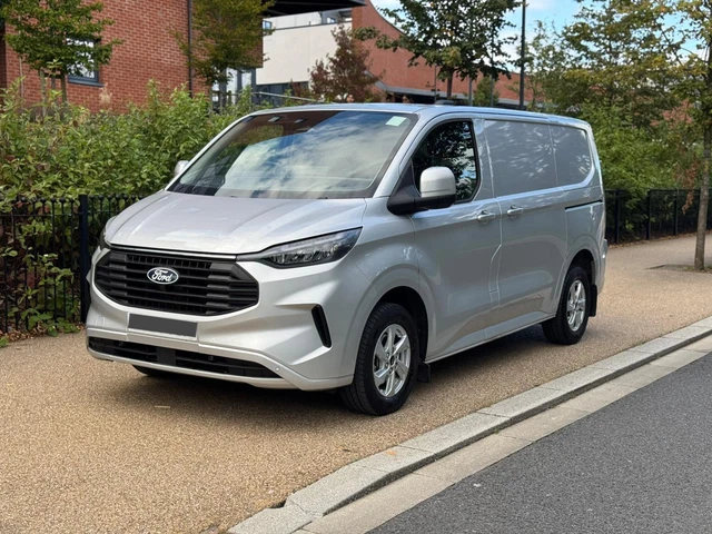 2024 FORD TRANSIT Custom 2.0 EcoBlue 136ps H1 Van Limited *SALVAGE ...