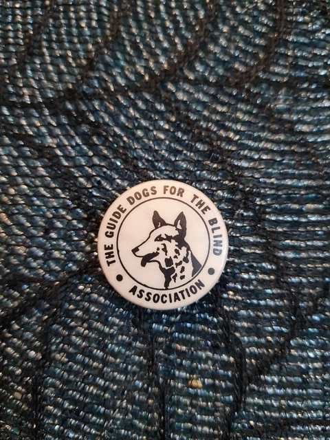 VINTAGE BADGE THE Guide Dogs For The Blind Association £2.00 - PicClick UK