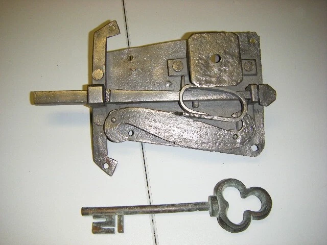 RARITÄT SAMMLER TÜRSCHLOSS Schlüssel Eisen Handgeschmiedet Schloss Antik Alt EUR 90,00 - PicClick DE