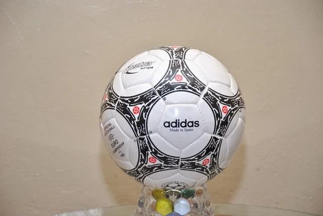 NUOVA ADIDAS OFFICIAL Match-Ball of World Cup 1996 pelle calcio taglia ...