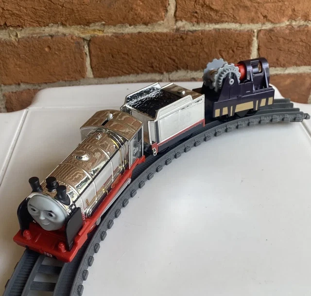 THOMAS & FRIENDS TrackMaster Merlin The Invisible Motorized Train ...