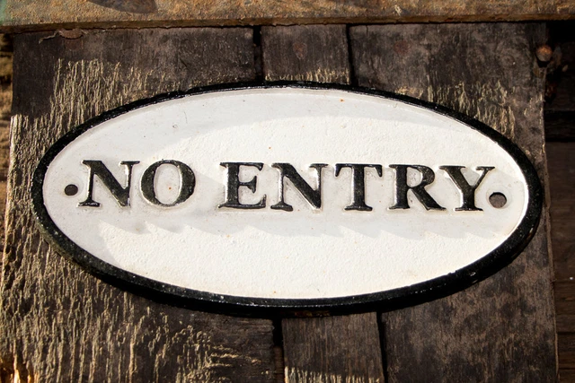 SIGN IRON CAST iron "No entry" no access door sign access prohibited £9 ...