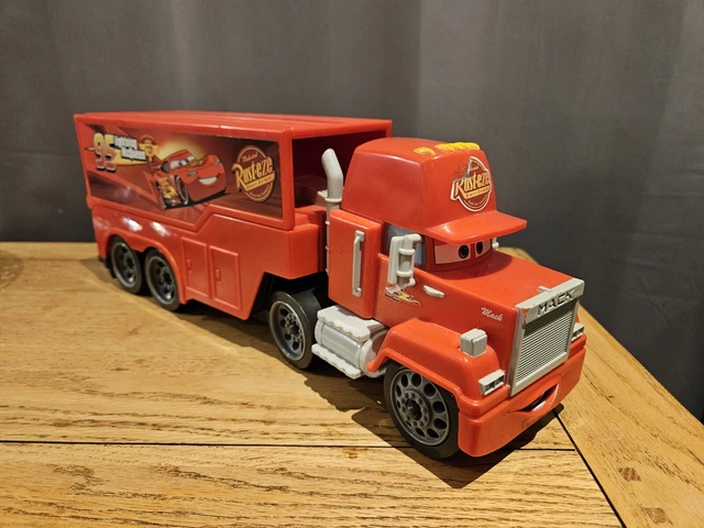 DISNEY PIXAR CARS 2 Shake N Go Mack Hauler 2007 Truck £14.99 - PicClick UK